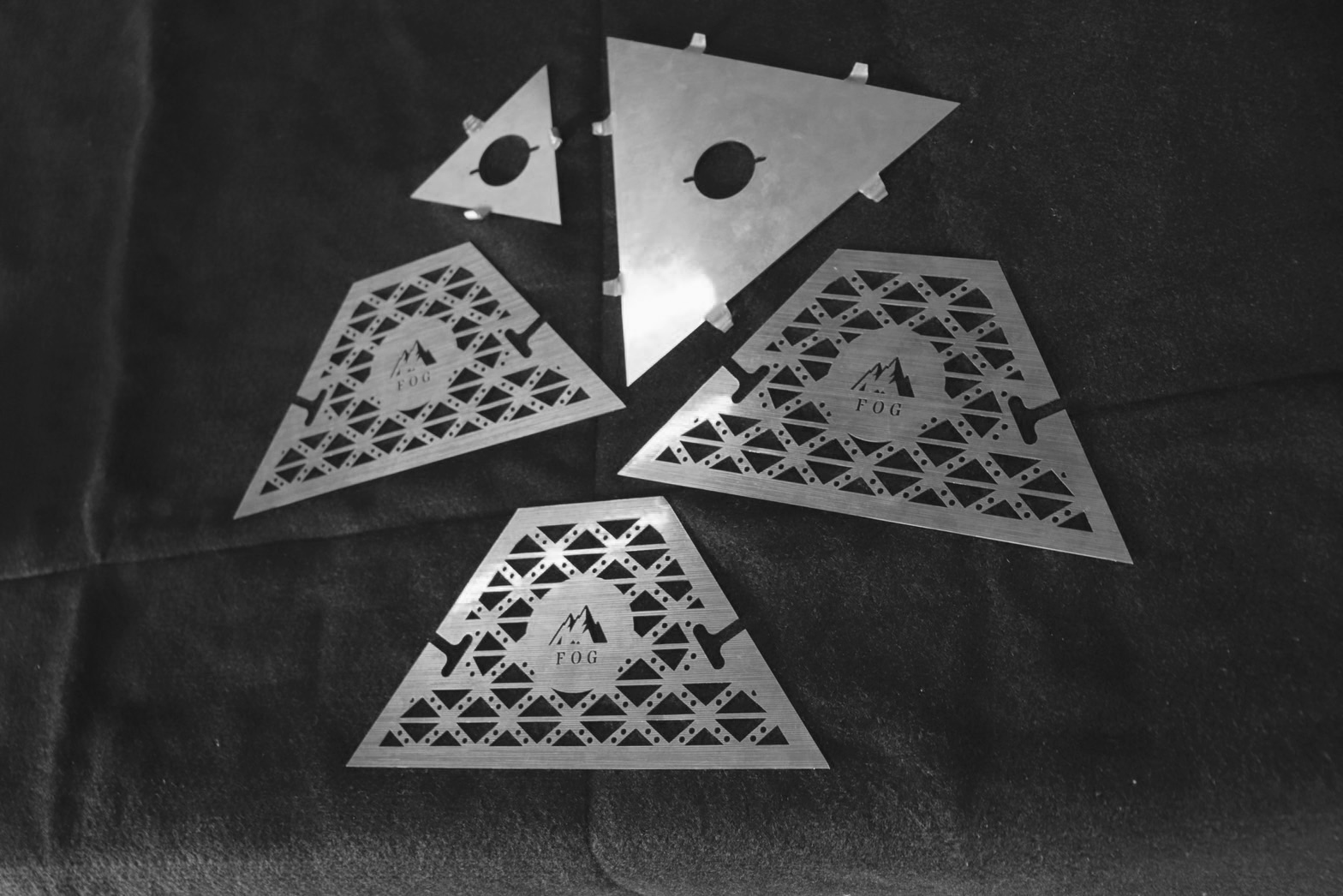 ステンレスのシェードが生み出す影は特別な空間を作りたい心を晴らす FOG-Shade SUS | FUJIMEN OUTDOOR GEAR ...